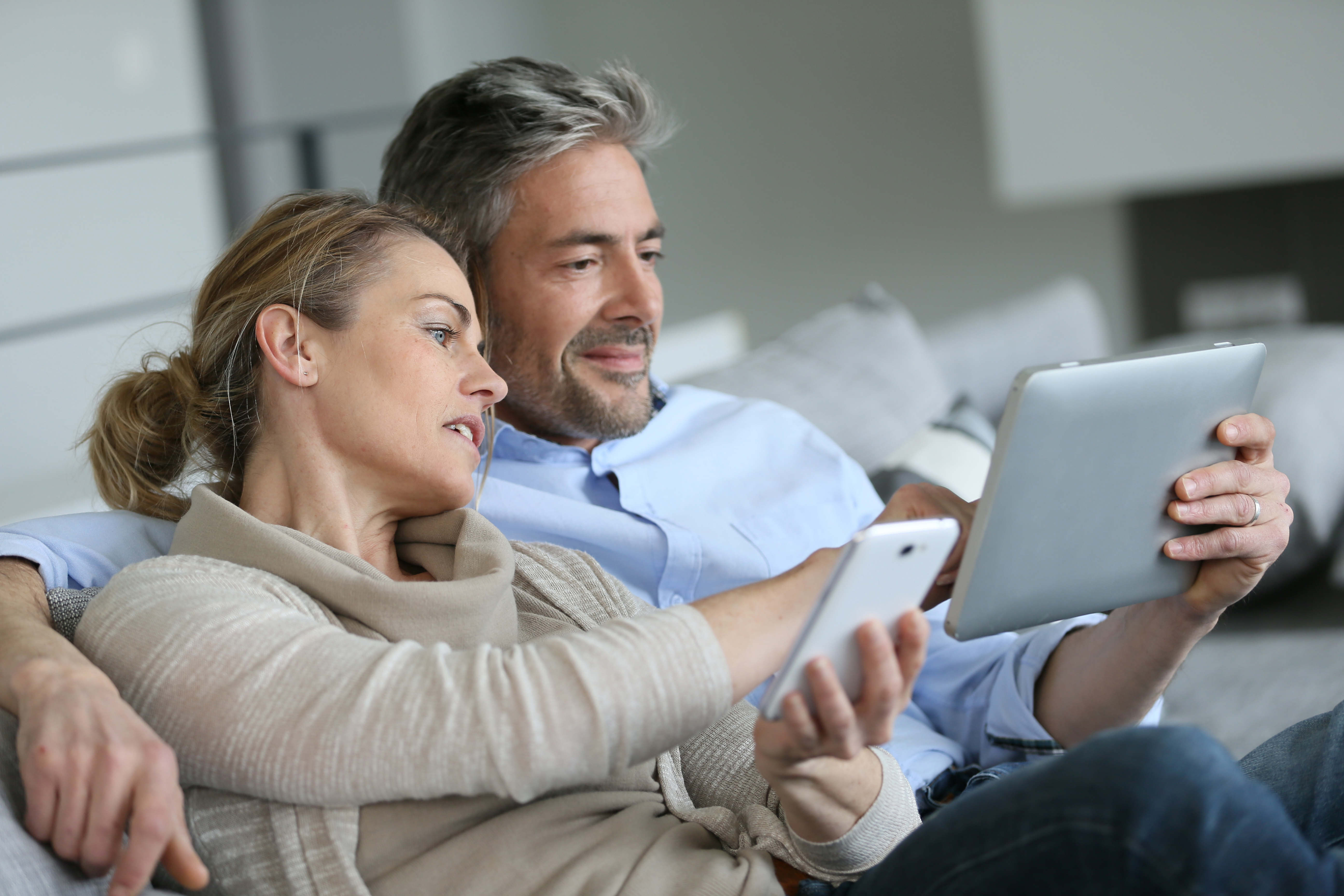 Copy Photos From Smartphone To Tablet Transfer Pictures From Mobile